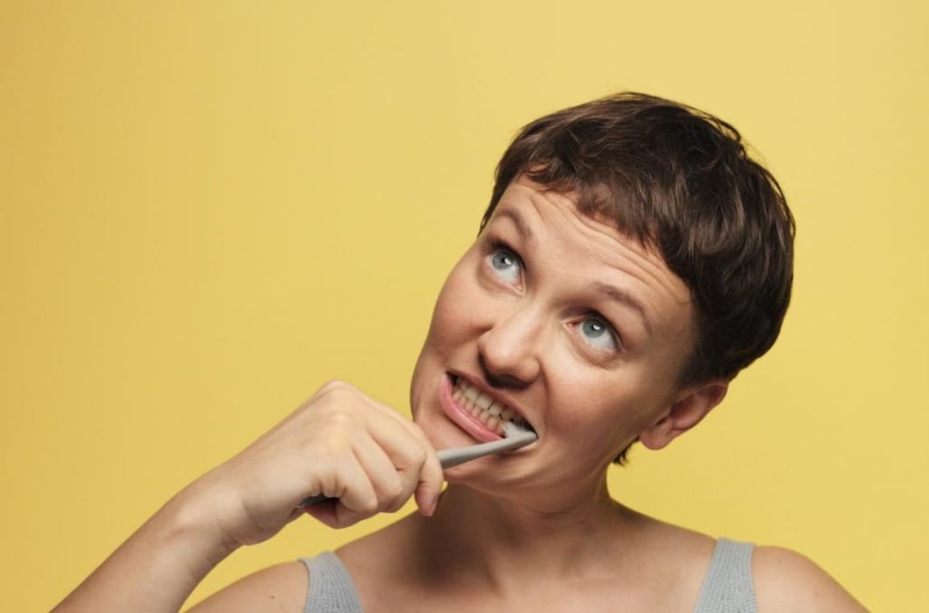 Understanding and Managing Calcium Buildup on Teeth